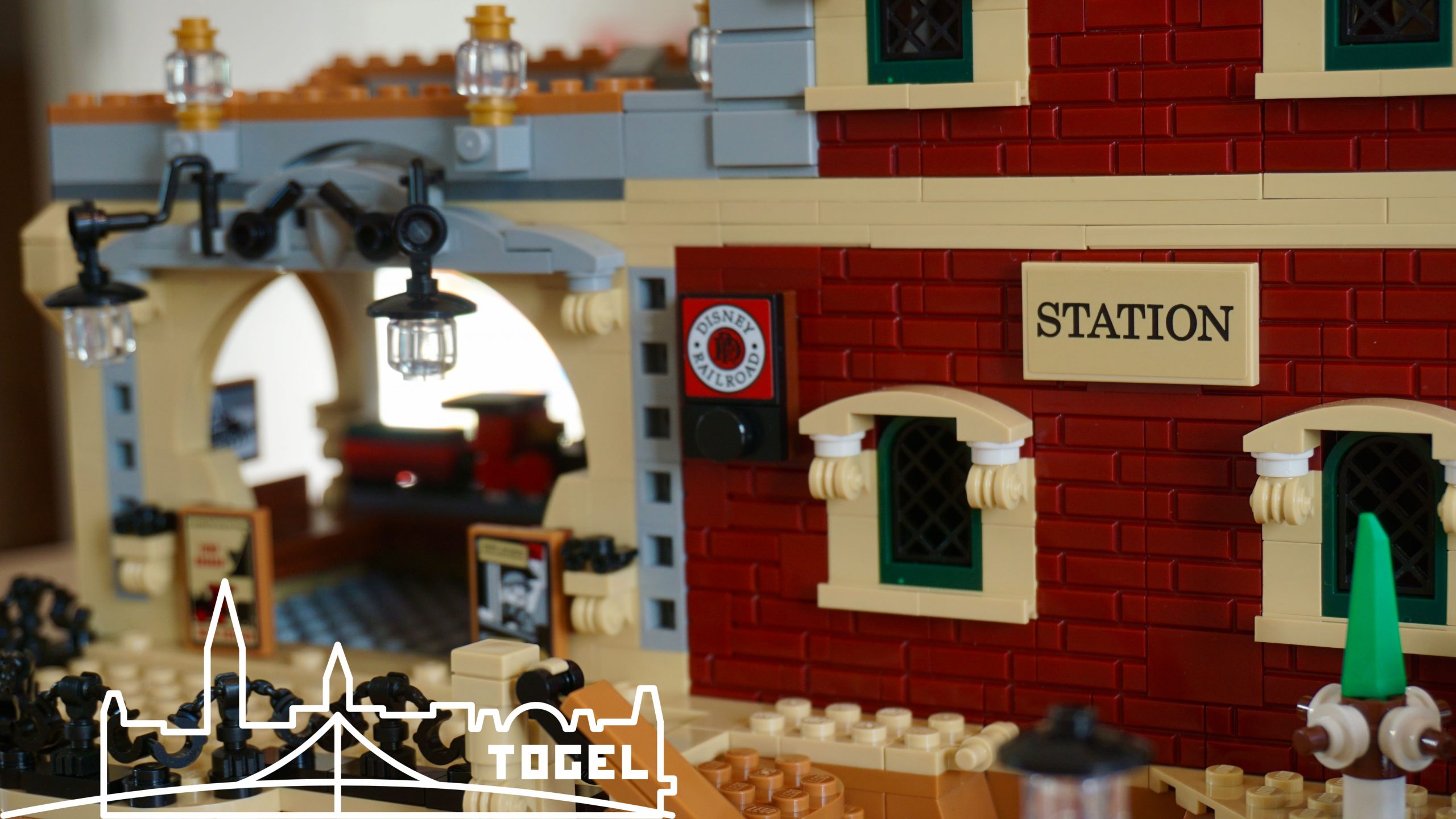 LEGO MOC Historic Modular Train Station by Togeltown | Rebrickable ...